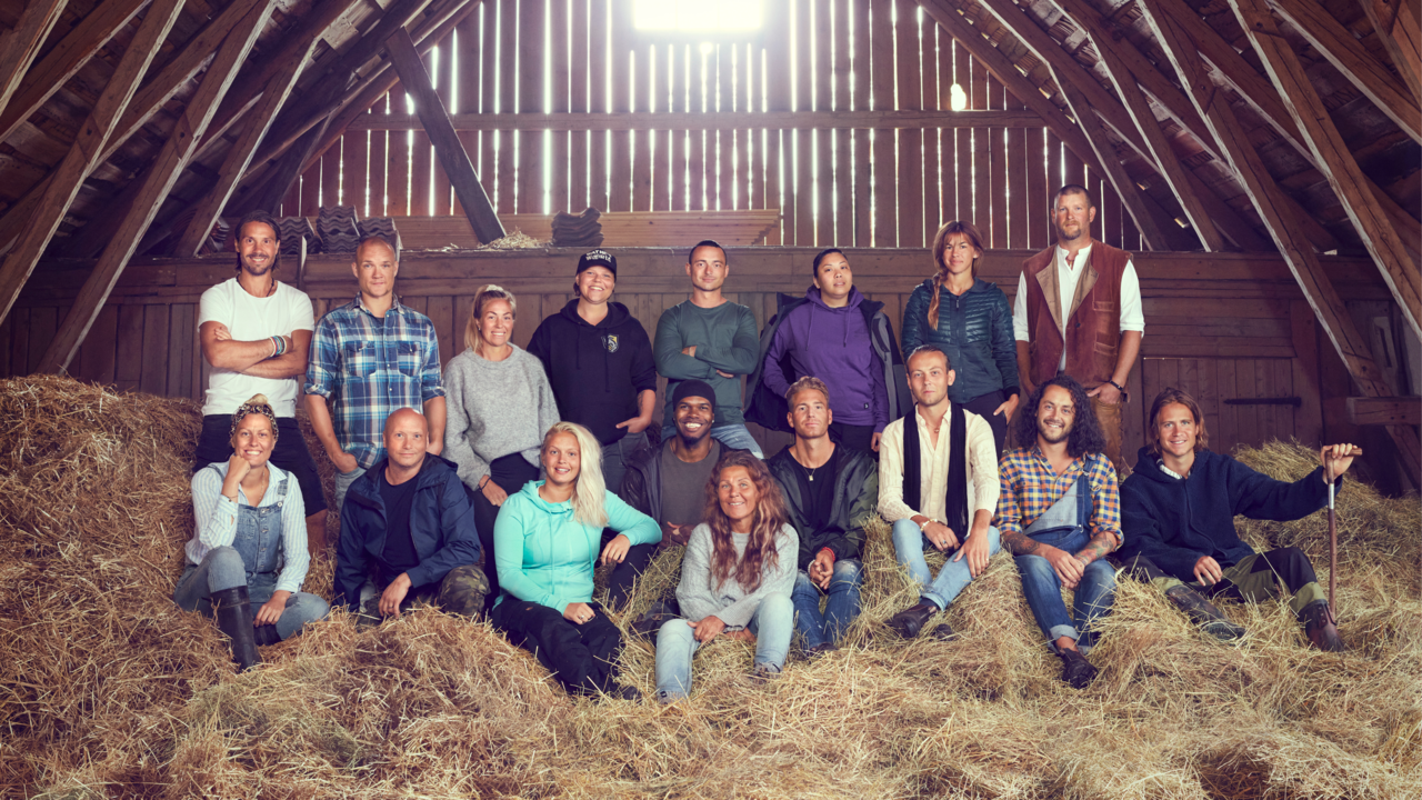 Vilka har varit programledare för Farmen?